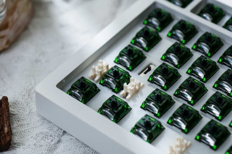Akko & MonsGeek Green Fog Switches: Heavy Linear Switches | Akko ...