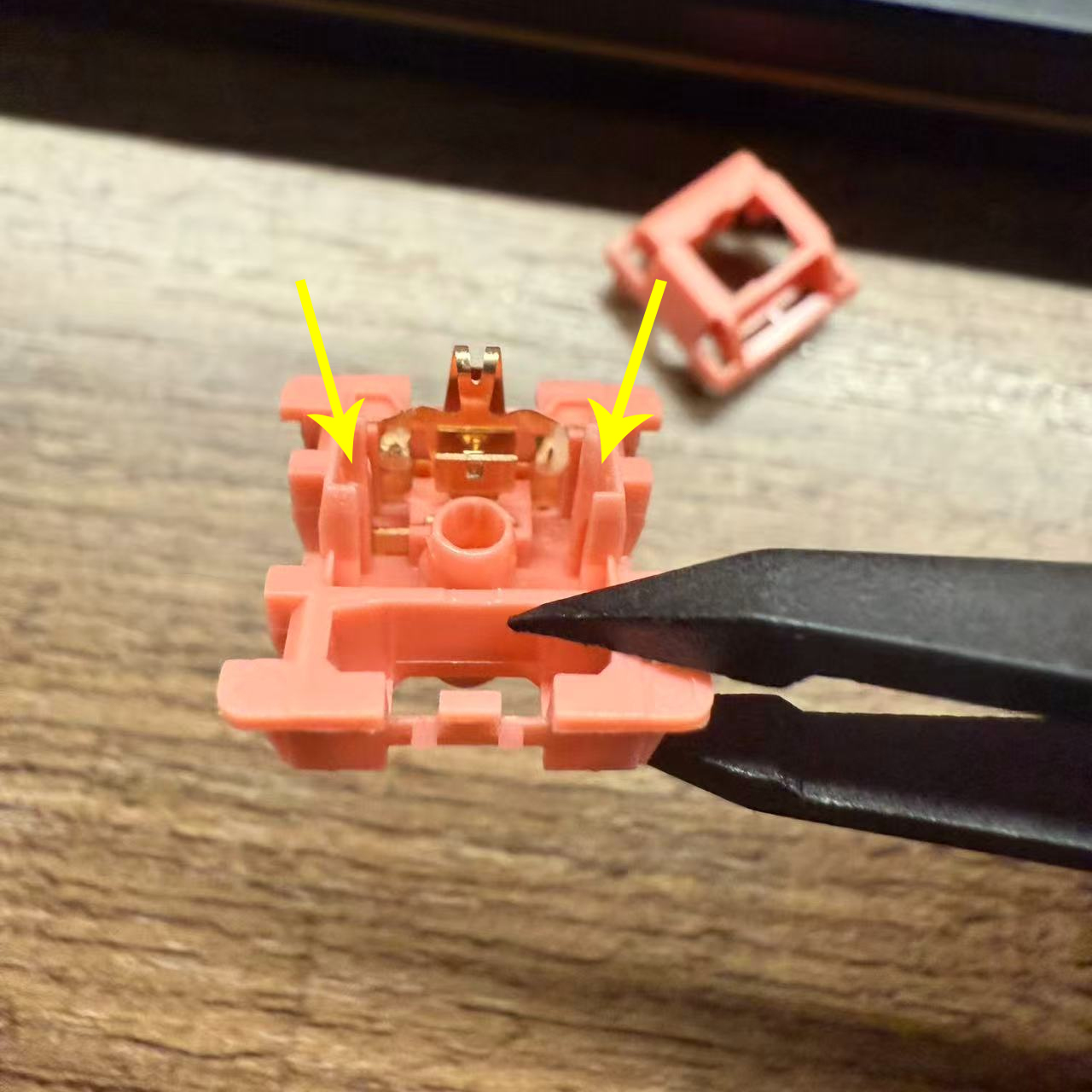 The Ultimate Guide to Lubing Your Mechanical Keyboard Switches | Akko ...