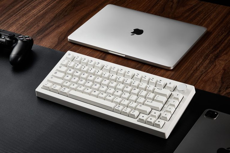 Best Keyboards for Coding in 2025 – Functionality, Layouts & Switch ...