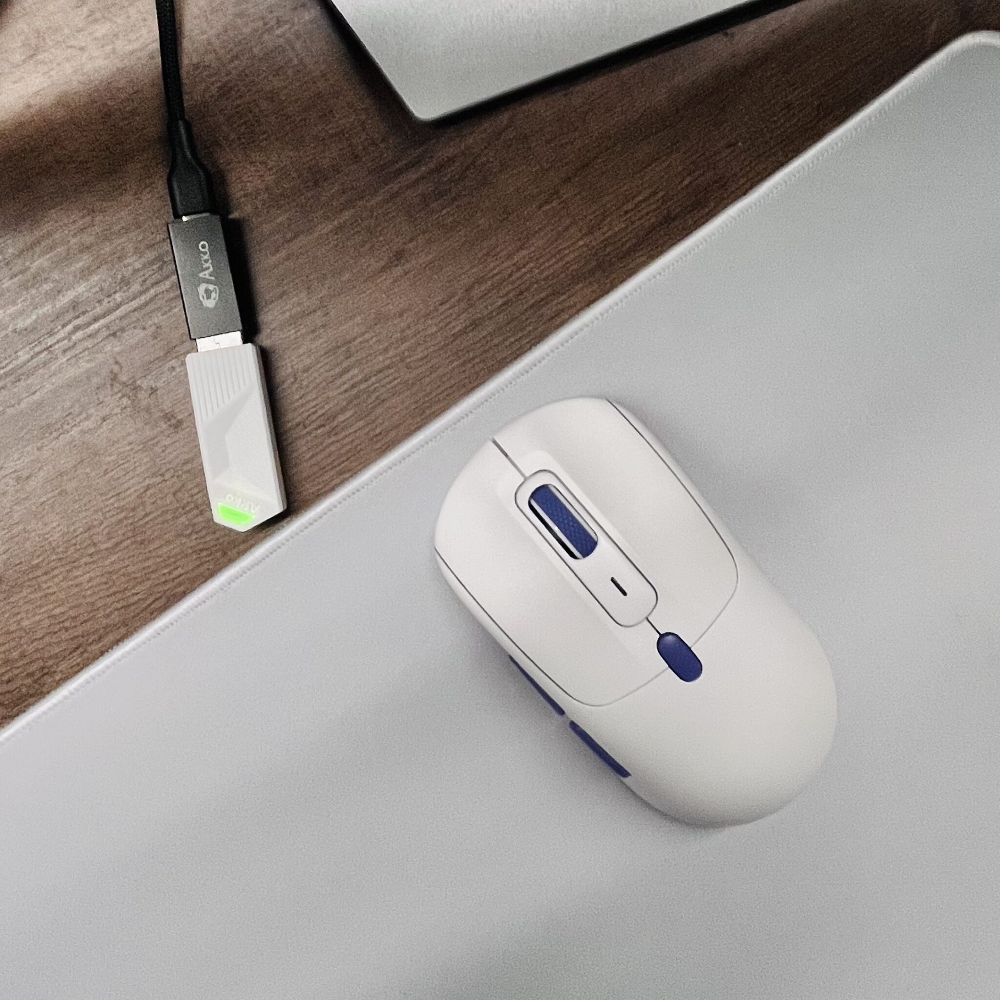Why Do Many 8K Wireless Mice Need an Extender?